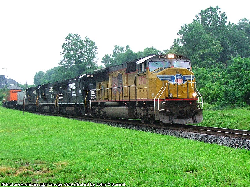 UP 3793 #214 @ 0733hrs